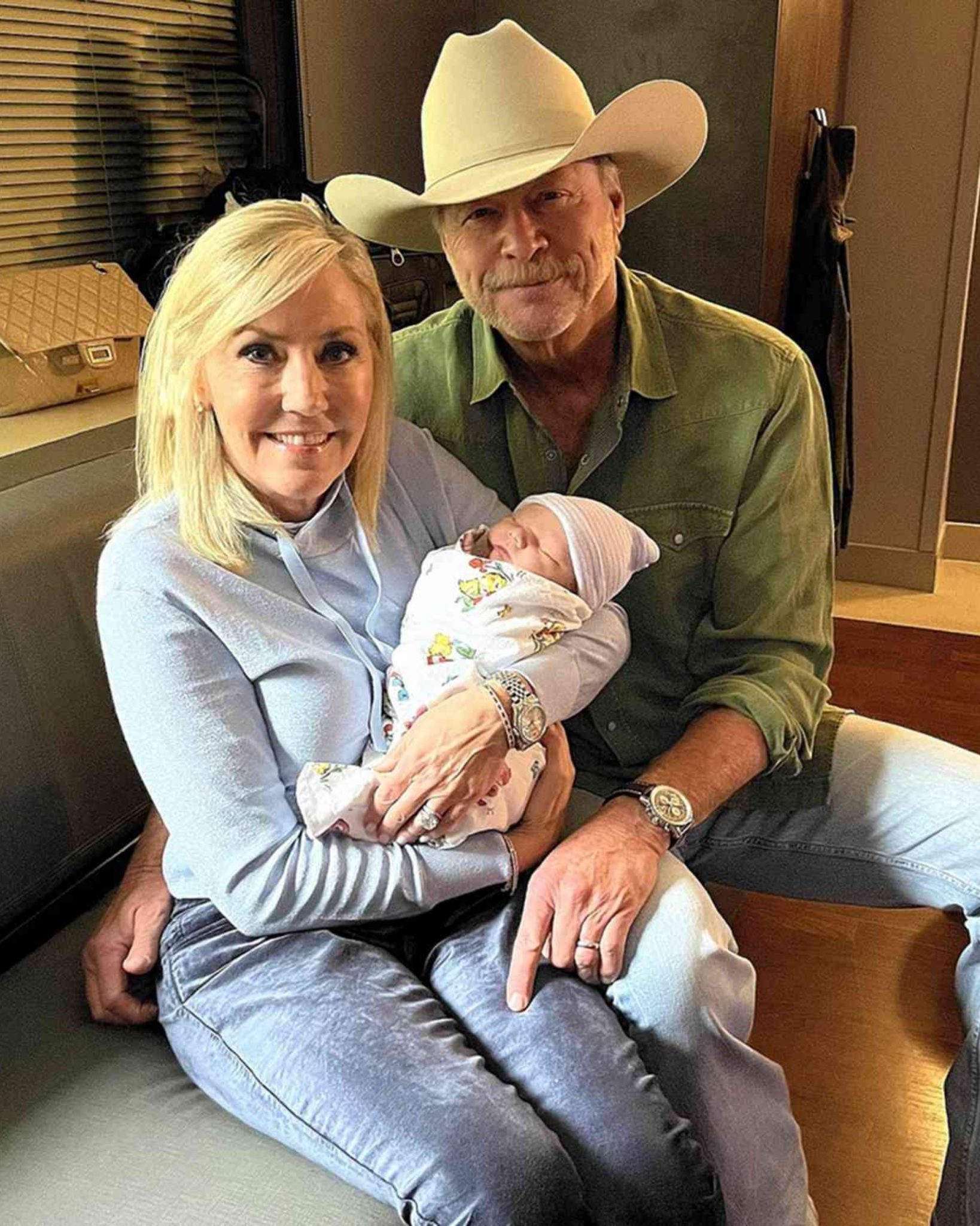 Alan Jackson – Drive (For Daddy Gene) – Country Music